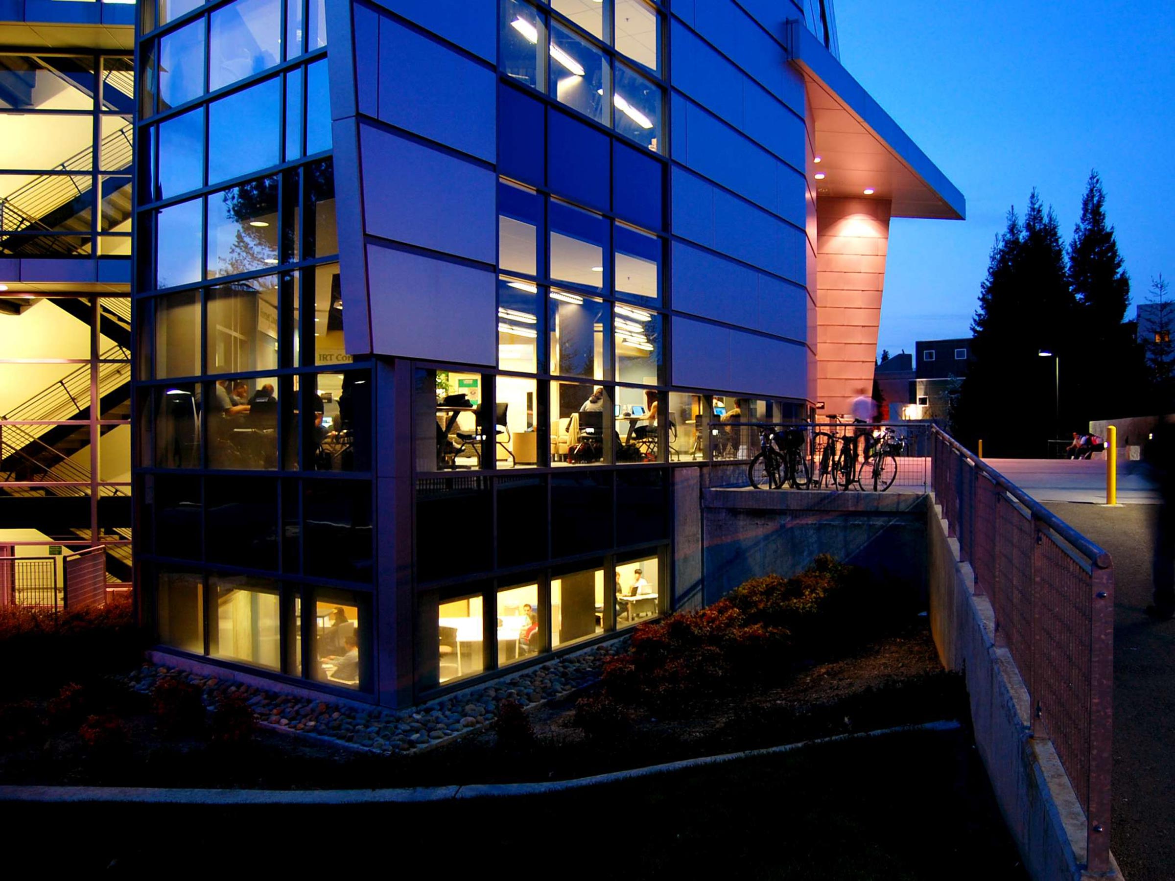 Sacramento State Academic Information Resource Center - Dreyfuss ...