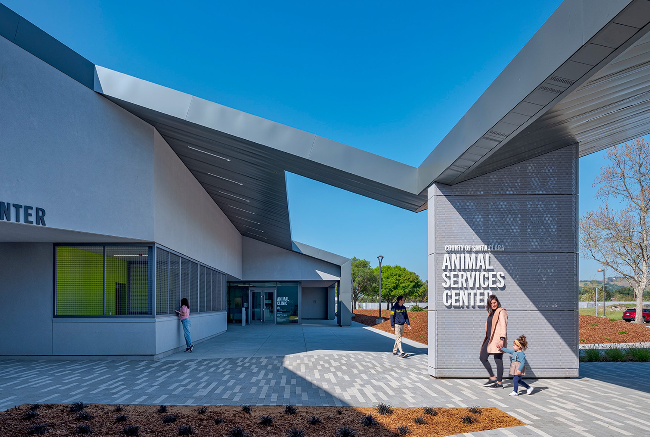 A New Animal Services Center in California Reflects Current Care Trends ...